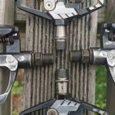 How To Clip Into Mountain Bike Pedals - A Complete Guide